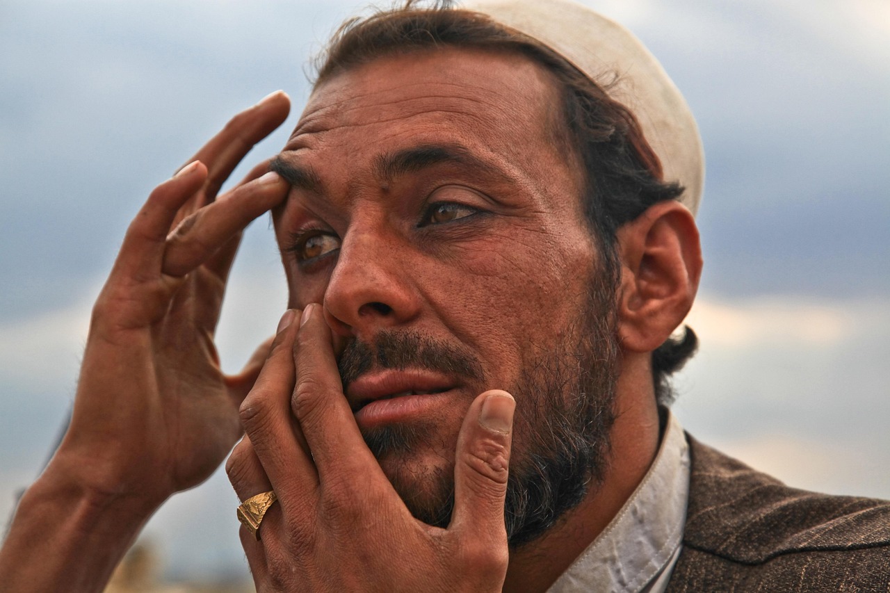 Ce este glaucomul: cauze, simptome, transmitere și tratament - Blog din ...